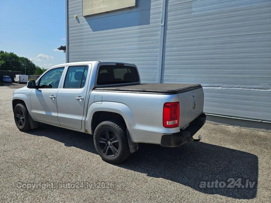 Pelēks Volkswagen Amarok 2013 Tartu, ar dzinēja tilpumu 2.00 L un nobraukumu 388 tūkst. km par 8800 €, foto 3 vietnē AUTOMOTO.COM.LV