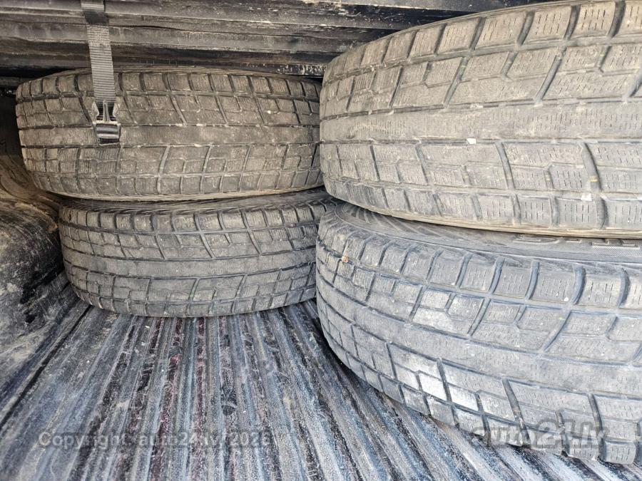 Pelēks Volkswagen Amarok 2013 Tartu, ar dzinēja tilpumu 2.00 L un nobraukumu 388 tūkst. km par 8800 €, foto 11 vietnē AUTOMOTO.COM.LV