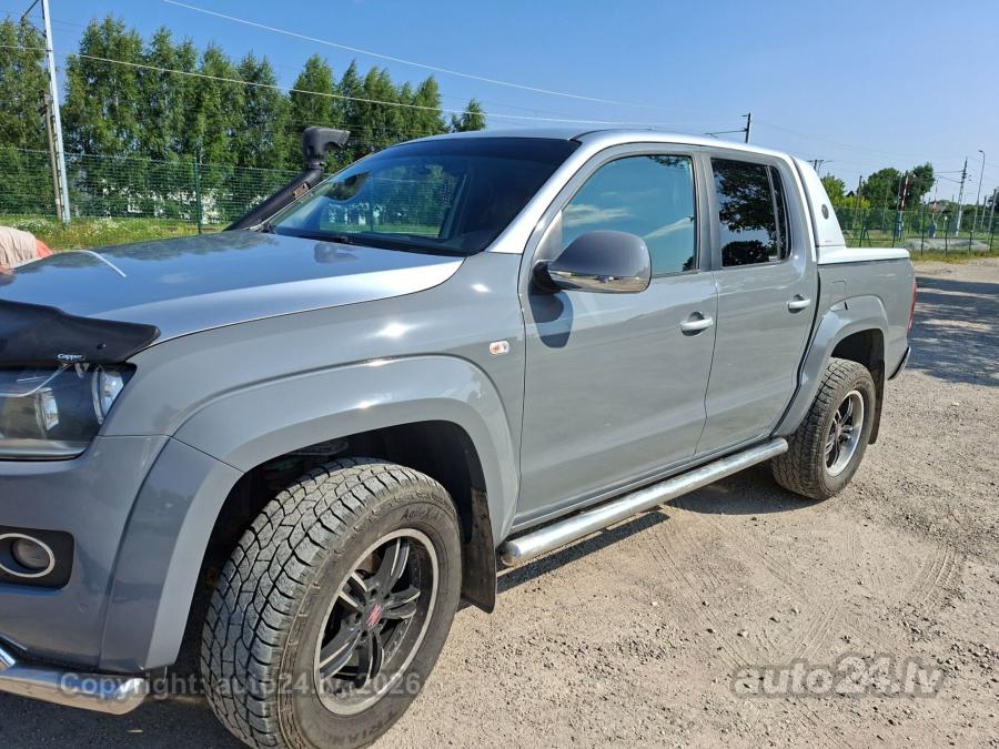 Grey Volkswagen Amarok 2013 in Rakvere, with an engine capacity of 2.00 L and mileage of 357 thousand km for 14000 €, photo 5 on AUTOMOTO.COM.LV