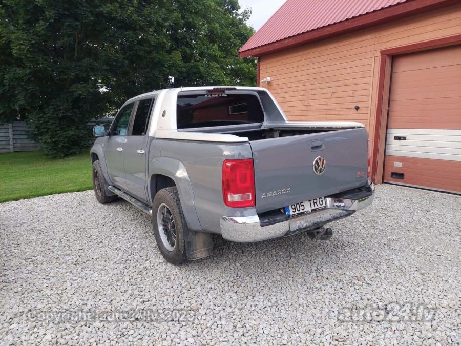 Grey Volkswagen Amarok 2013 in Rakvere, with an engine capacity of 2.00 L and mileage of 357 thousand km for 14000 €, photo 9 on AUTOMOTO.COM.LV