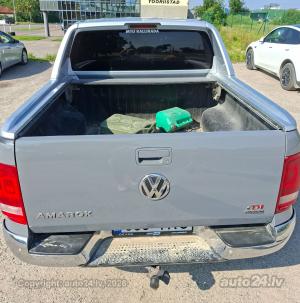 Grey Volkswagen Amarok 2013 in Rakvere, with an engine capacity of 2.00 L and mileage of 357 thousand km for 14000 €, photo 11 on AUTOMOTO.COM.LV