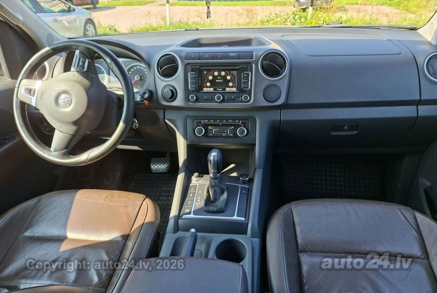 Grey Volkswagen Amarok 2013 in Rakvere, with an engine capacity of 2.00 L and mileage of 357 thousand km for 14000 €, photo 12 on AUTOMOTO.COM.LV