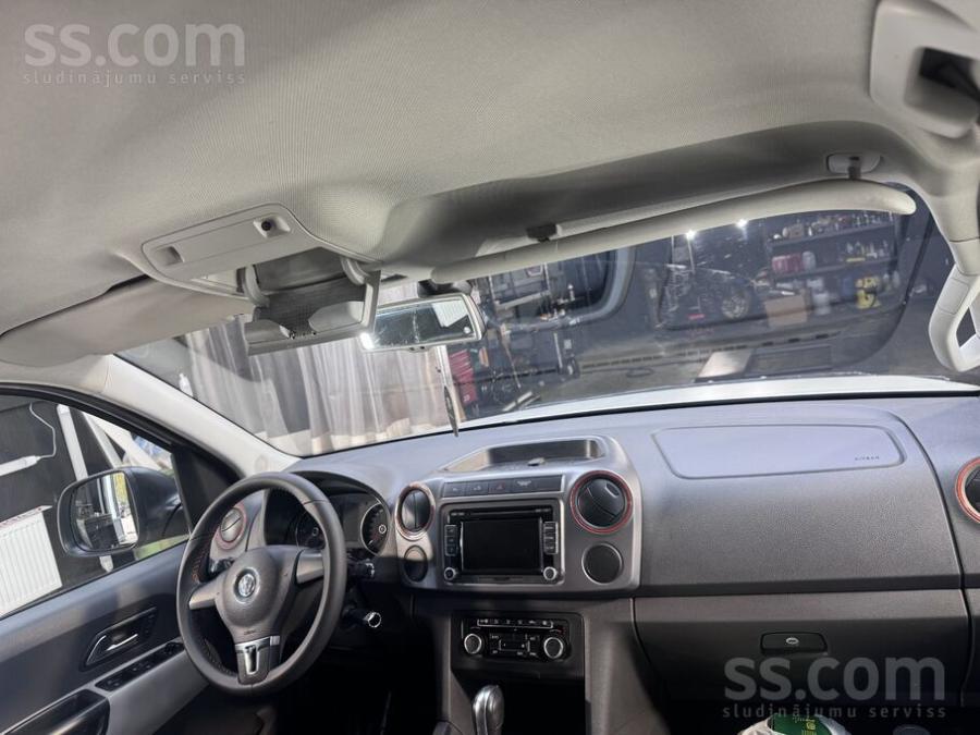 Pelēks Volkswagen Amarok 2014 Jelgava, ar dzinēja tilpumu 2.00 L un nobraukumu 288 tūkst. km par 14500 €, foto 6 vietnē AUTOMOTO.COM.LV