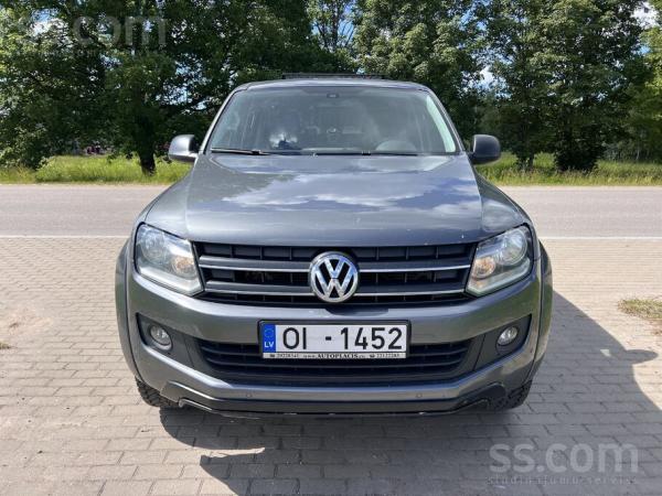 Pelēks Volkswagen Amarok 2015 Limbaži, ar dzinēja tilpumu 2.00 L un nobraukumu 357 tūkst. km par 13550 €, foto 2 vietnē AUTOMOTO.COM.LV