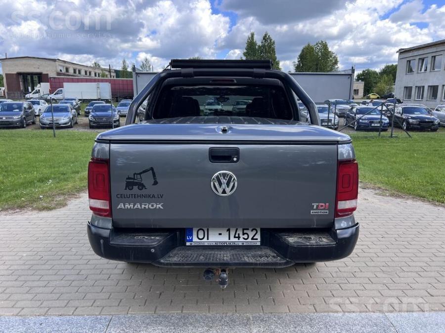 Pelēks Volkswagen Amarok 2015 Limbaži, ar dzinēja tilpumu 2.00 L un nobraukumu 357 tūkst. km par 13550 €, foto 6 vietnē AUTOMOTO.COM.LV