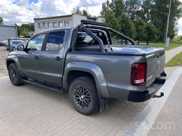 Pelēks Volkswagen Amarok 2015 Limbaži, ar dzinēja tilpumu 2.00 L un nobraukumu 357 tūkst. km par 13550 €, foto 6 vietnē AUTOMOTO.COM.LV