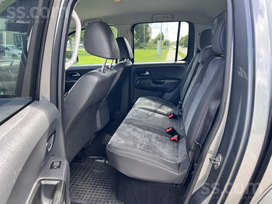 Pelēks Volkswagen Amarok 2015 Limbaži, ar dzinēja tilpumu 2.00 L un nobraukumu 357 tūkst. km par 13550 €, foto 10 vietnē AUTOMOTO.COM.LV