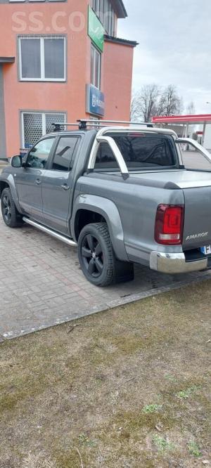 Pelēks Volkswagen Amarok 2015 Kuldīga, ar dzinēja tilpumu 2.00 L un nobraukumu 225 tūkst. km par 14900 €, foto  vietnē AUTOMOTO.COM.LV