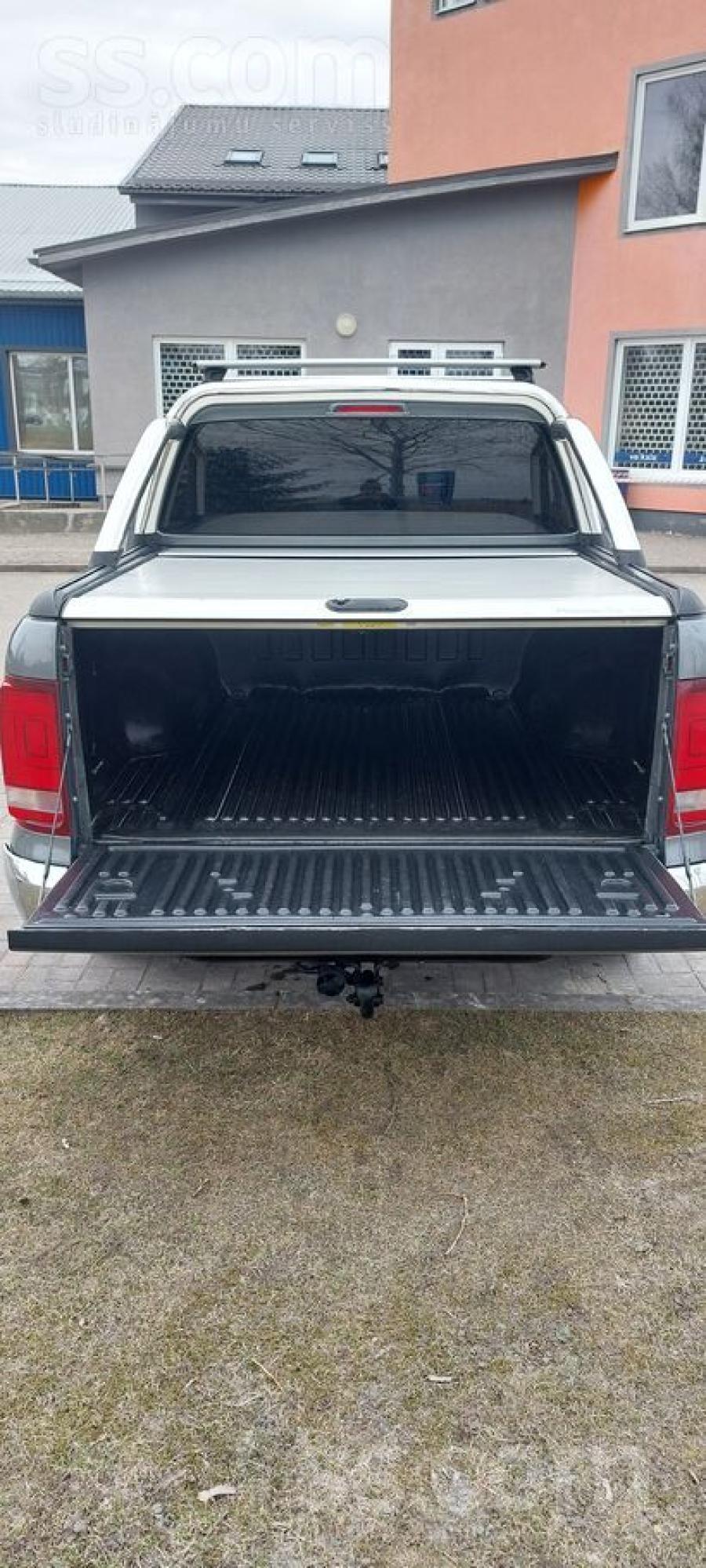 Pelēks Volkswagen Amarok 2015 Kuldīga, ar dzinēja tilpumu 2.00 L un nobraukumu 225 tūkst. km par 14900 €, foto 7 vietnē AUTOMOTO.COM.LV