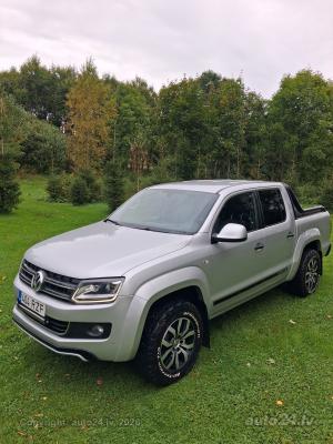 Grey Volkswagen Amarok 2015 in Tallinn, with an engine capacity of 2.00 L and mileage of 268 thousand km for 14900 €, photo 4 on AUTOMOTO.COM.LV