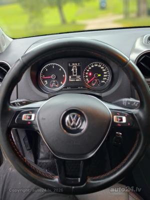 Grey Volkswagen Amarok 2015 in Tallinn, with an engine capacity of 2.00 L and mileage of 268 thousand km for 14900 €, photo 10 on AUTOMOTO.COM.LV