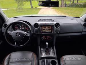 Grey Volkswagen Amarok 2015 in Tallinn, with an engine capacity of 2.00 L and mileage of 268 thousand km for 14900 €, photo 11 on AUTOMOTO.COM.LV