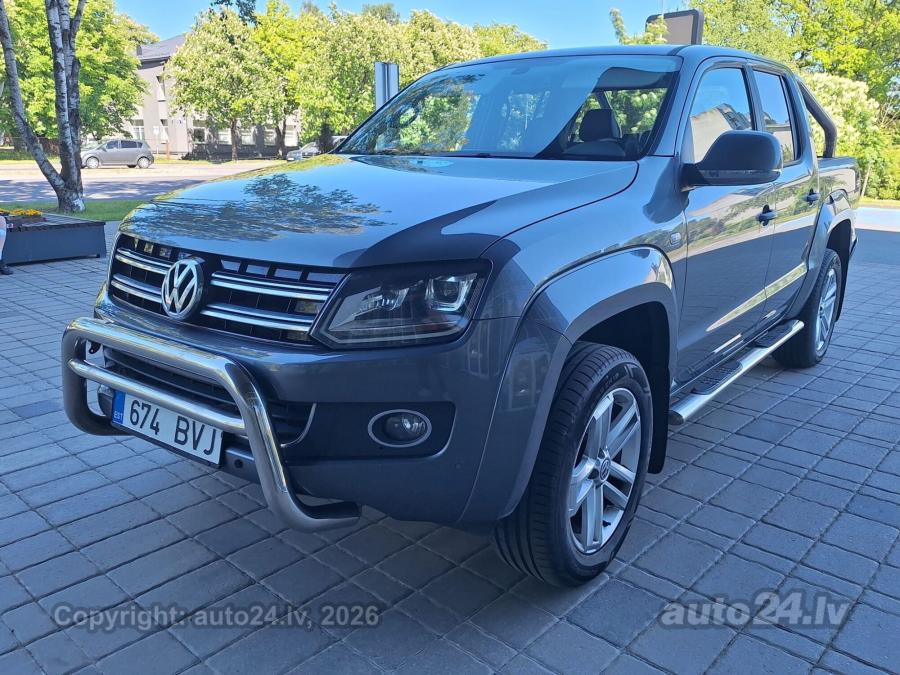 Grey Volkswagen Amarok 2016 in Tallinn, with an engine capacity of 2.00 L and mileage of 176 thousand km for 16000 €, photo 1 on AUTOMOTO.COM.LV