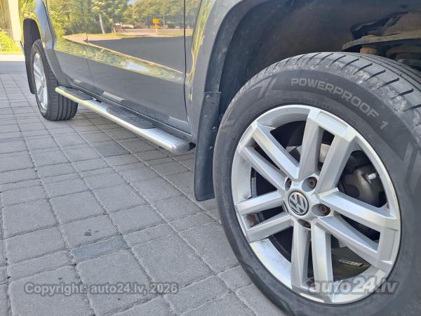 Grey Volkswagen Amarok 2016 in Tallinn, with an engine capacity of 2.00 L and mileage of 176 thousand km for 16000 €, photo 3 on AUTOMOTO.COM.LV