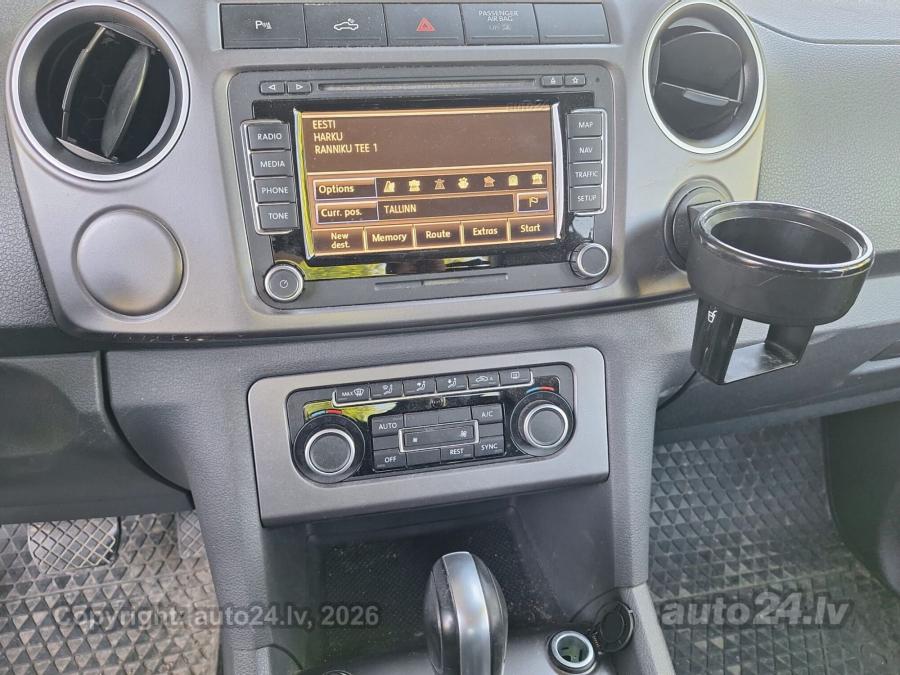 Grey Volkswagen Amarok 2016 in Tallinn, with an engine capacity of 2.00 L and mileage of 176 thousand km for 16000 €, photo 12 on AUTOMOTO.COM.LV