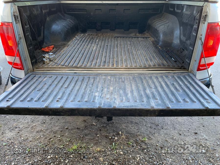 Серый Фольксваген Амарок 2017 в Тарту, объемом двигателя 2.00 л и пробегом 248 тыс. км за 12900 €, фото 26 на AUTOMOTO.COM.LV