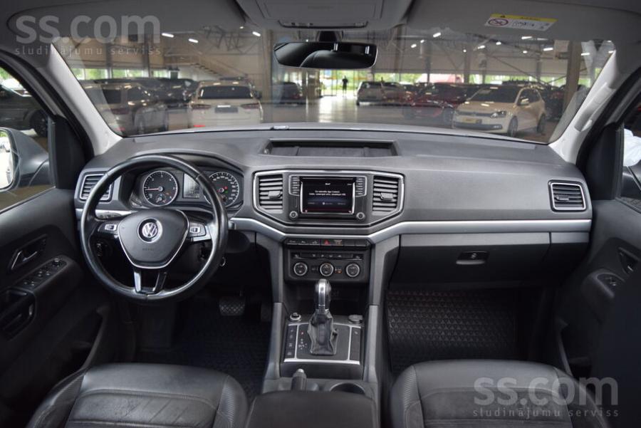 Pelēks Volkswagen Amarok 2017 Rīga, ar dzinēja tilpumu 3.00 L un nobraukumu 260 tūkst. km par 12600 €, foto 13 vietnē AUTOMOTO.COM.LV