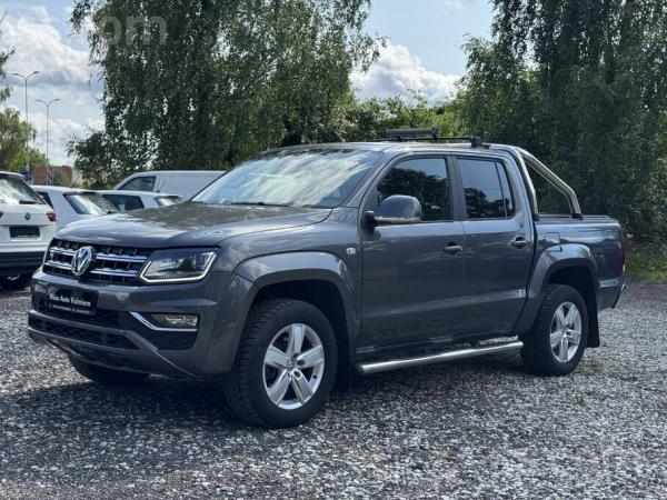 Grey Volkswagen Amarok 2017 in Valmiera, with an engine capacity of 3.00 L and mileage of 192 thousand km for 24900 €, photo 3 on AUTOMOTO.COM.LV