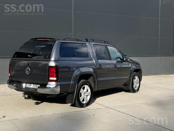 Grey Volkswagen Amarok 2017 in Riga, with an engine capacity of 3.00 L and mileage of 187 thousand km for 17900 €, photo 4 on AUTOMOTO.COM.LV