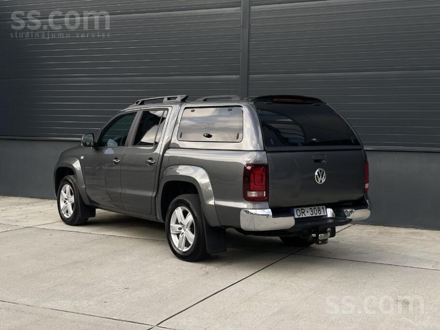 Grey Volkswagen Amarok 2017 in Riga, with an engine capacity of 3.00 L and mileage of 187 thousand km for 17900 €, photo 5 on AUTOMOTO.COM.LV