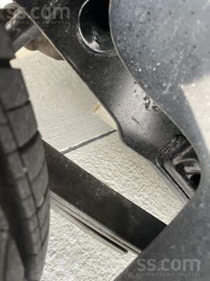 Grey Volkswagen Amarok 2017 in Riga, with an engine capacity of 3.00 L and mileage of 187 thousand km for 17900 €, photo 18 on AUTOMOTO.COM.LV