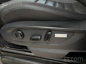 Grey Volkswagen Amarok 2017 in Riga, with an engine capacity of 3.00 L and mileage of 187 thousand km for 17900 €, photo 26 on AUTOMOTO.COM.LV
