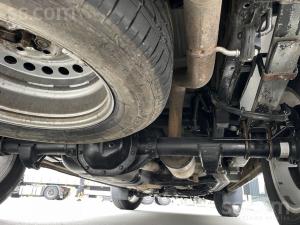 Grey Volkswagen Amarok 2017 in Riga, with an engine capacity of 3.00 L and mileage of 187 thousand km for 17900 €, photo 28 on AUTOMOTO.COM.LV