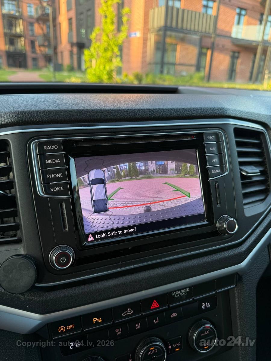 Grey Volkswagen Amarok 2018 in Tallinn, with an engine capacity of 3.00 L and mileage of 200 thousand km for 18899 €, photo 18 on AUTOMOTO.COM.LV