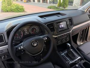 Grey Volkswagen Amarok 2018 in Tallinn, with an engine capacity of 3.00 L and mileage of 200 thousand km for 18899 €, photo 23 on AUTOMOTO.COM.LV