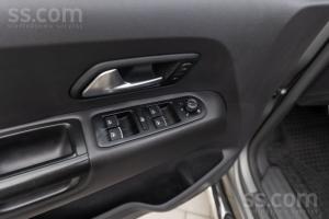 Pelēks Volkswagen Amarok 2018 Rīga, ar dzinēja tilpumu 3.00 L un nobraukumu 218 tūkst. km par 23400 €, foto 21 vietnē AUTOMOTO.COM.LV