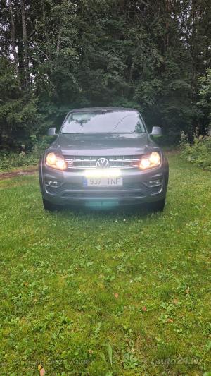 Grey Volkswagen Amarok 2018 in Tallinn, with an engine capacity of 3.00 L and mileage of 310 thousand km for 19000 €, photo 3 on AUTOMOTO.COM.LV