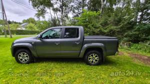 Grey Volkswagen Amarok 2018 in Tallinn, with an engine capacity of 3.00 L and mileage of 310 thousand km for 19000 €, photo 6 on AUTOMOTO.COM.LV