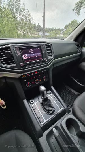 Grey Volkswagen Amarok 2018 in Tallinn, with an engine capacity of 3.00 L and mileage of 310 thousand km for 19000 €, photo 14 on AUTOMOTO.COM.LV