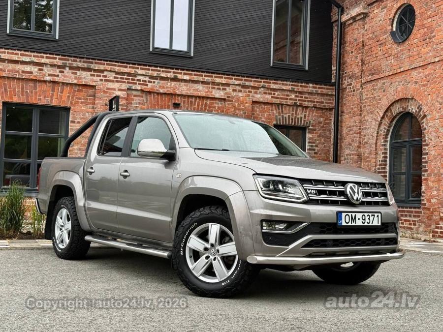 Grey Volkswagen Amarok 2019 in Tallinn, with an engine capacity of 3.00 L and mileage of 307 thousand km for 16500 €, photo 8 on AUTOMOTO.COM.LV
