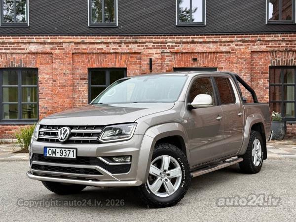 Grey Volkswagen Amarok 2019 in Tallinn, with an engine capacity of 3.00 L and mileage of 307 thousand km for 16500 €, photo 8 on AUTOMOTO.COM.LV