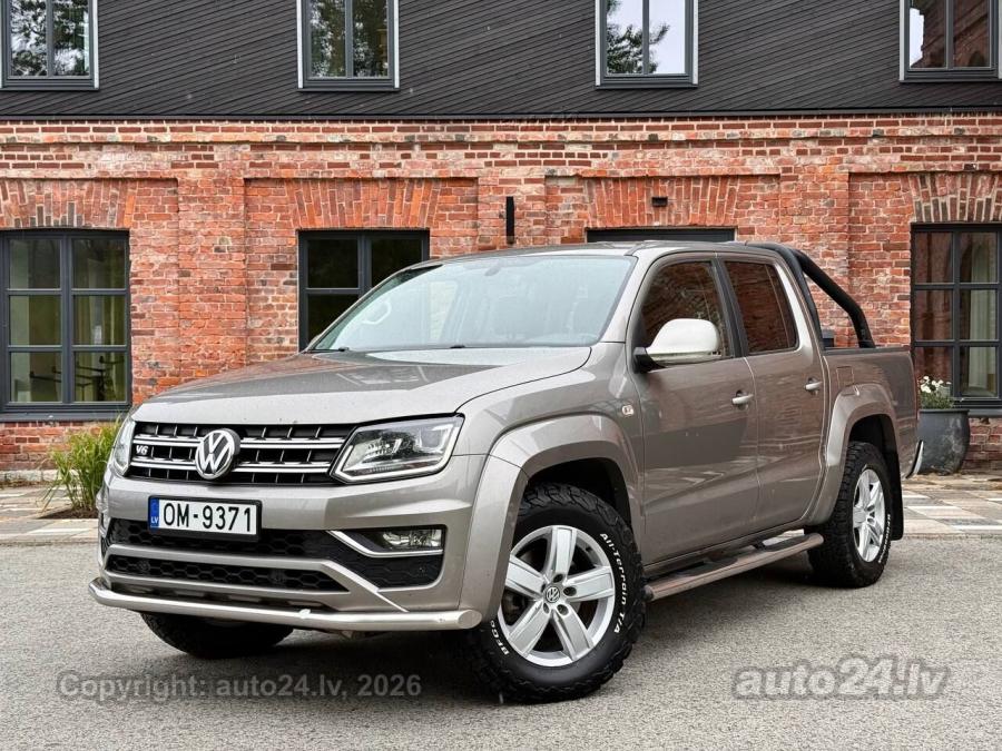 Grey Volkswagen Amarok 2019 in Tallinn, with an engine capacity of 3.00 L and mileage of 307 thousand km for 16500 €, photo 9 on AUTOMOTO.COM.LV
