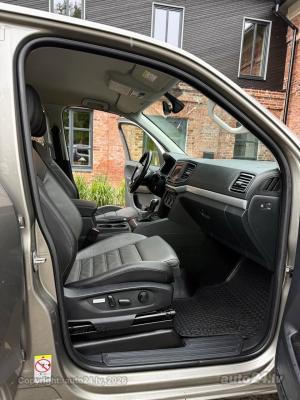 Grey Volkswagen Amarok 2019 in Tallinn, with an engine capacity of 3.00 L and mileage of 307 thousand km for 16500 €, photo 21 on AUTOMOTO.COM.LV