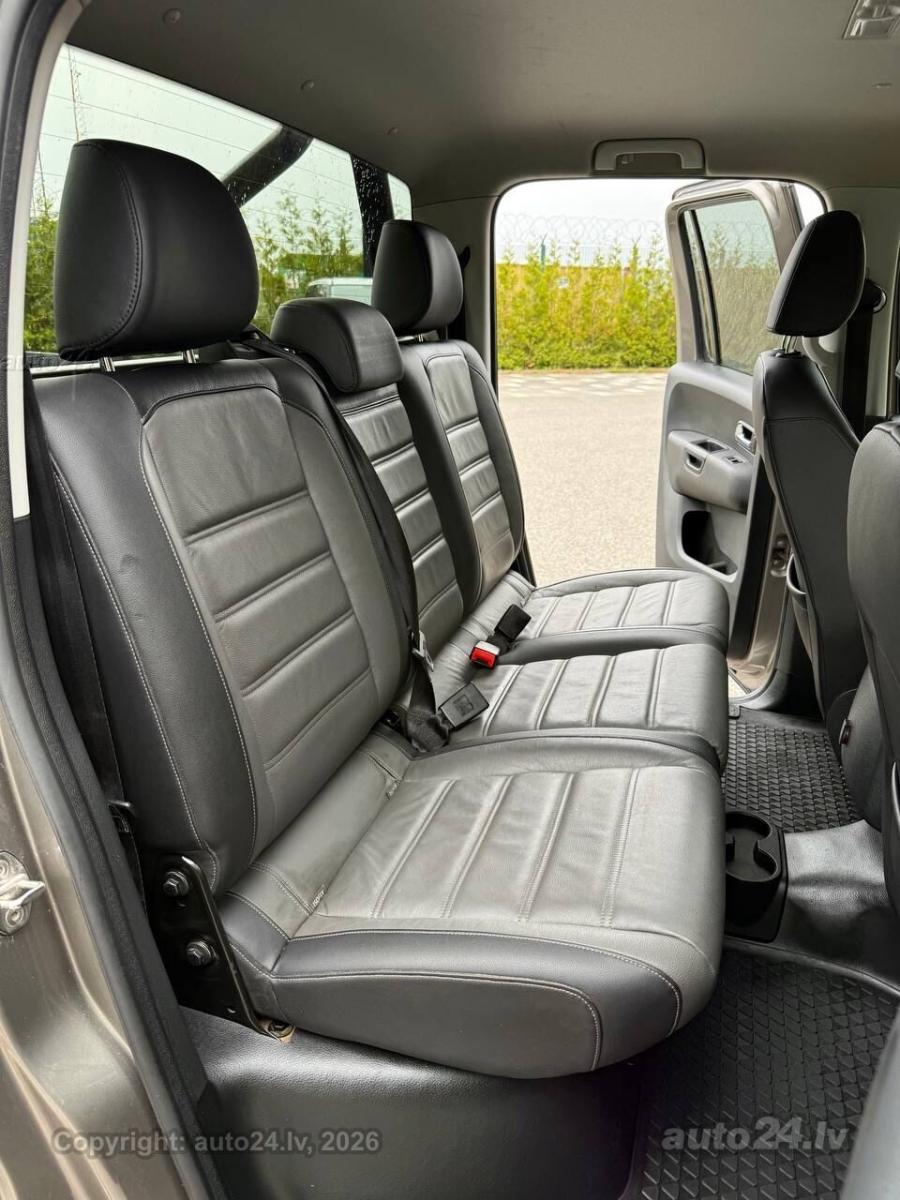 Grey Volkswagen Amarok 2019 in Tallinn, with an engine capacity of 3.00 L and mileage of 307 thousand km for 16500 €, photo 22 on AUTOMOTO.COM.LV