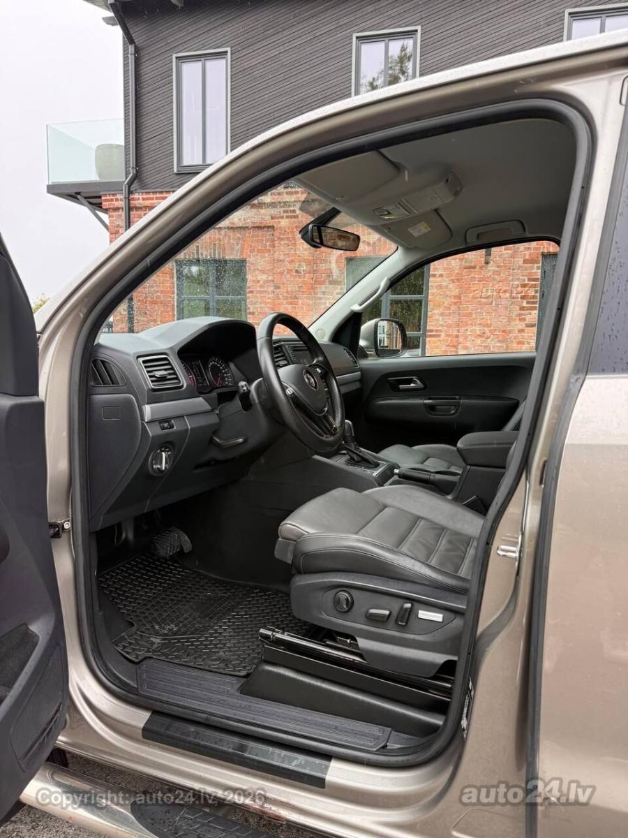 Grey Volkswagen Amarok 2019 in Tallinn, with an engine capacity of 3.00 L and mileage of 307 thousand km for 16500 €, photo 25 on AUTOMOTO.COM.LV