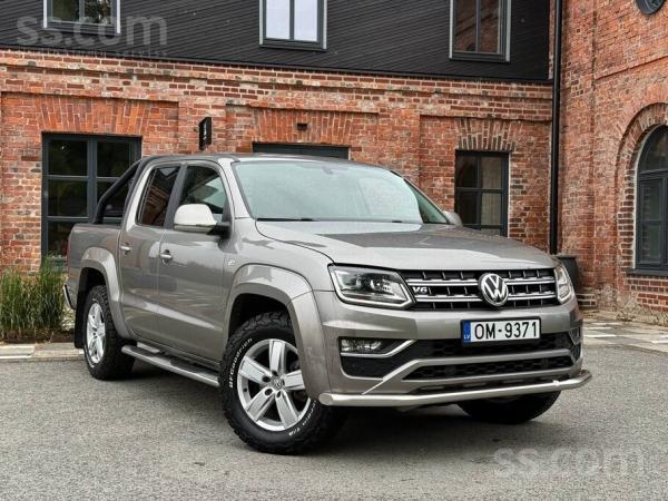 Grey Volkswagen Amarok 2019 in Tallinn, with an engine capacity of 3.00 L and mileage of 309 thousand km for 16500 €, photo 6 on AUTOMOTO.COM.LV