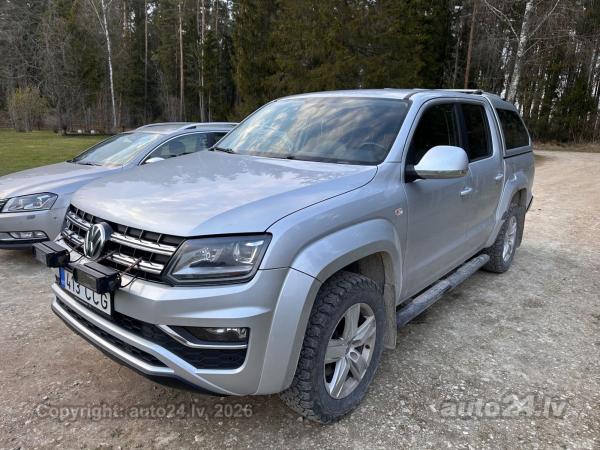 Grey Volkswagen Amarok 2020 in Tallinn, with an engine capacity of 3.00 L and mileage of 360 thousand km for 9900 €, photo 1 on AUTOMOTO.COM.LV