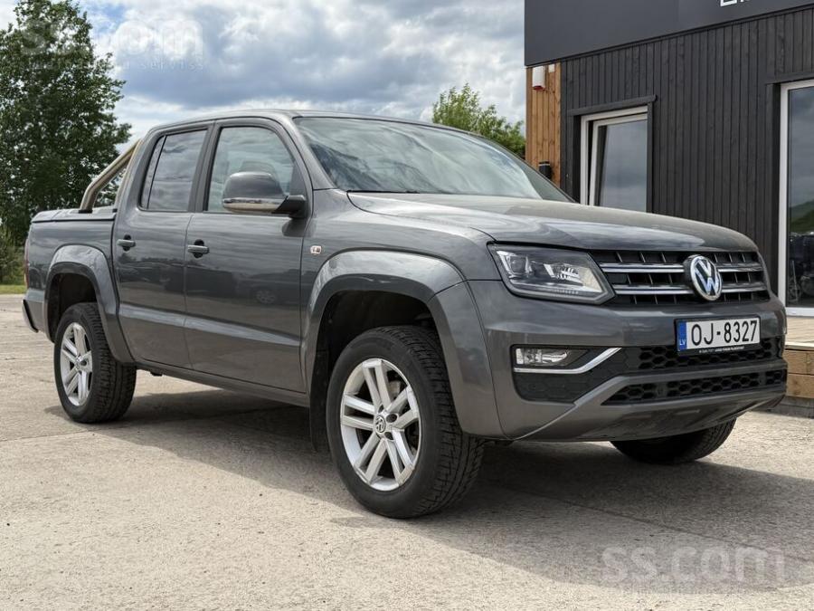Pelēks Volkswagen Amarok 2020 Rīga, ar dzinēja tilpumu 3.00 L un nobraukumu 258 tūkst. km par 19500 €, foto 1 vietnē AUTOMOTO.COM.LV