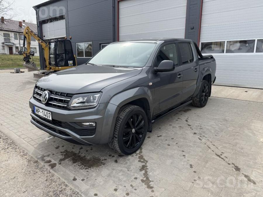 Grey Volkswagen Amarok 2020 in Aluksne, with an engine capacity of 3.00 L and mileage of 166 thousand km for 30000 €, photo 1 on AUTOMOTO.COM.LV