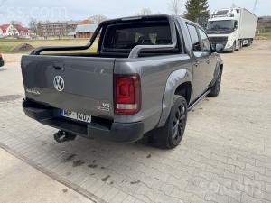 Grey Volkswagen Amarok 2020 in Aluksne, with an engine capacity of 3.00 L and mileage of 166 thousand km for 30000 €, photo 4 on AUTOMOTO.COM.LV