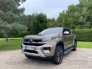 Серый Фольксваген Амарок 2023 в Таллин, объемом двигателя 3.00 л и пробегом 66 тыс. км за 52900 €, фото  на AUTOMOTO.COM.LV
