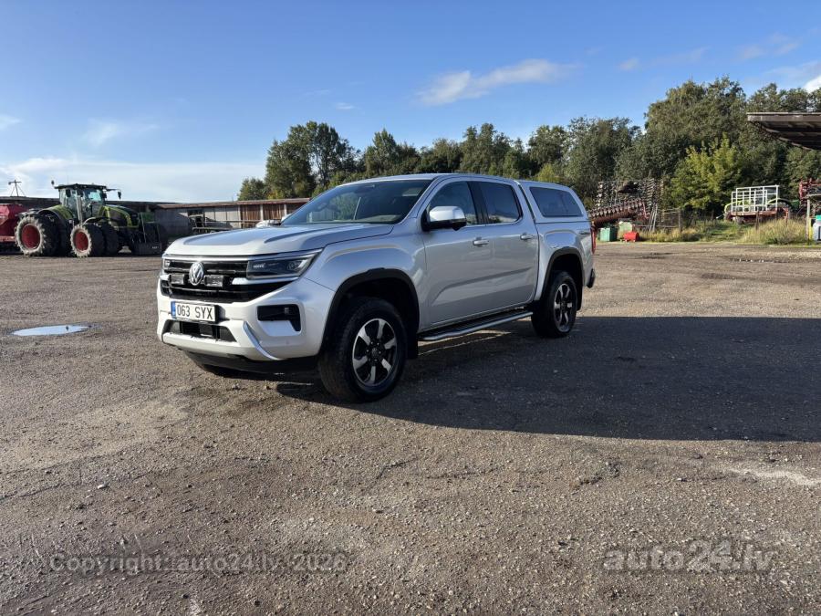 Pelēks Volkswagen Amarok 2023 Tallina, ar dzinēja tilpumu 3.00 L un nobraukumu 205 tūkst. km par 39900 €, foto 6 vietnē AUTOMOTO.COM.LV