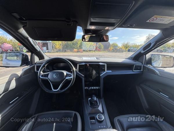 Pelēks Volkswagen Amarok 2023 Tallina, ar dzinēja tilpumu 3.00 L un nobraukumu 205 tūkst. km par 39900 €, foto 8 vietnē AUTOMOTO.COM.LV