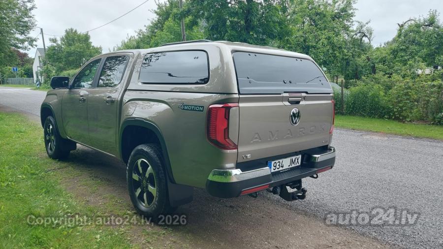 Pelēks Volkswagen Amarok 2024 Tartu, ar dzinēja tilpumu 3.00 L un nobraukumu 91 tūkst. km par 49900 €, foto 5 vietnē AUTOMOTO.COM.LV