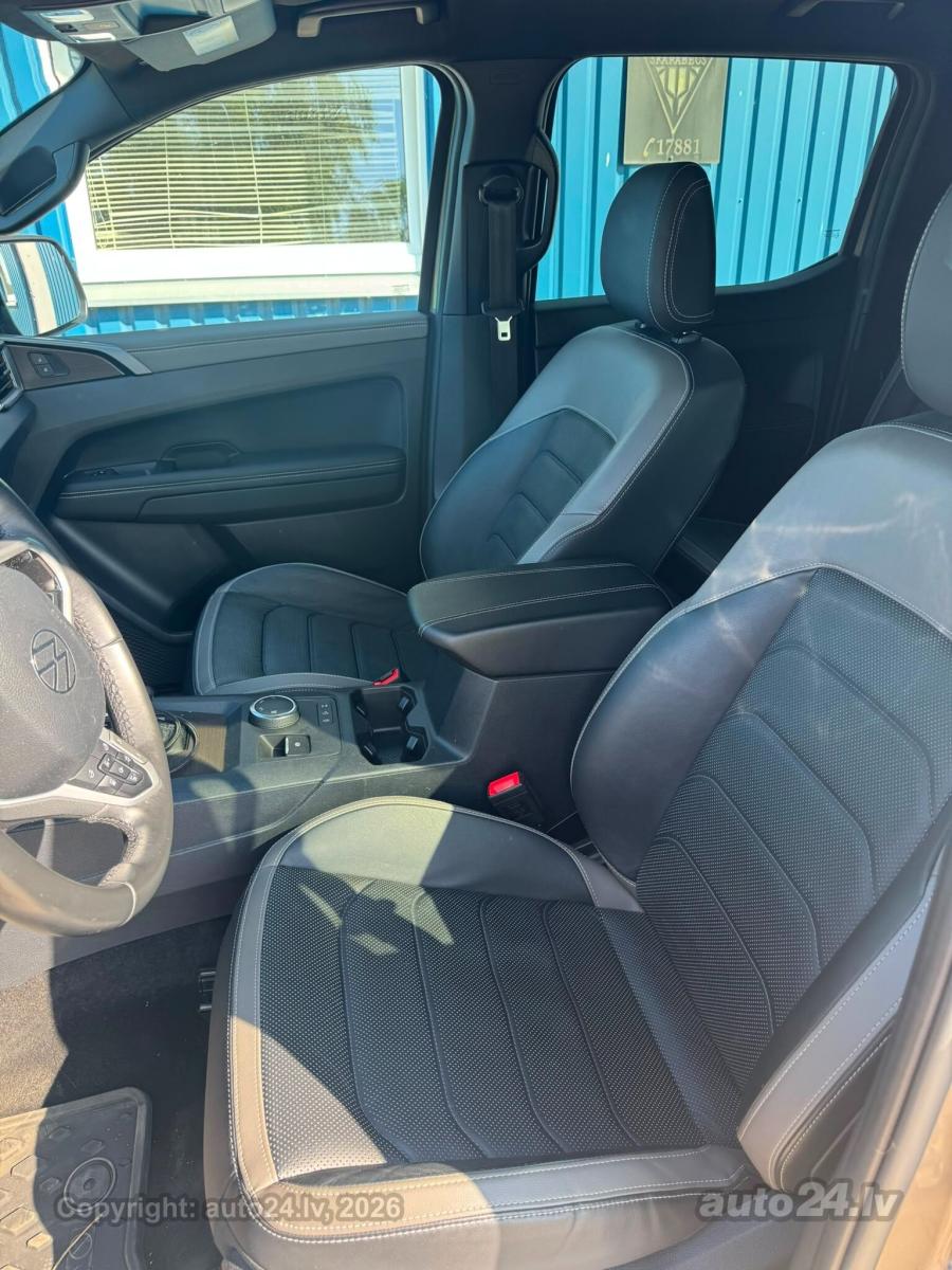 Pelēks Volkswagen Amarok 2024 Tartu, ar dzinēja tilpumu 3.00 L un nobraukumu 91 tūkst. km par 49900 €, foto 9 vietnē AUTOMOTO.COM.LV