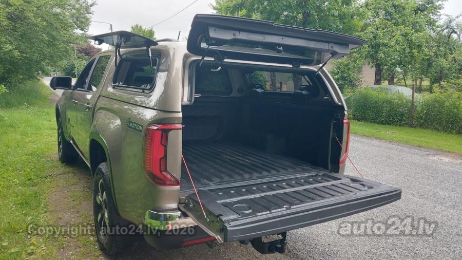 Pelēks Volkswagen Amarok 2024 Tartu, ar dzinēja tilpumu 3.00 L un nobraukumu 91 tūkst. km par 49900 €, foto 10 vietnē AUTOMOTO.COM.LV